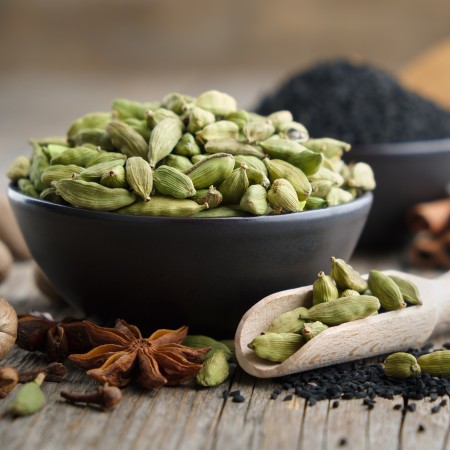 Spice market update: high cardamom prices put buyers off - Mundus Agri