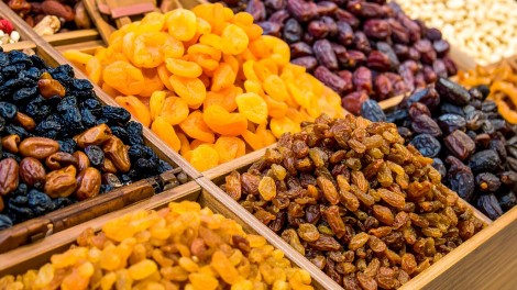 Dried apricots: cautious optimism - Mundus Agri